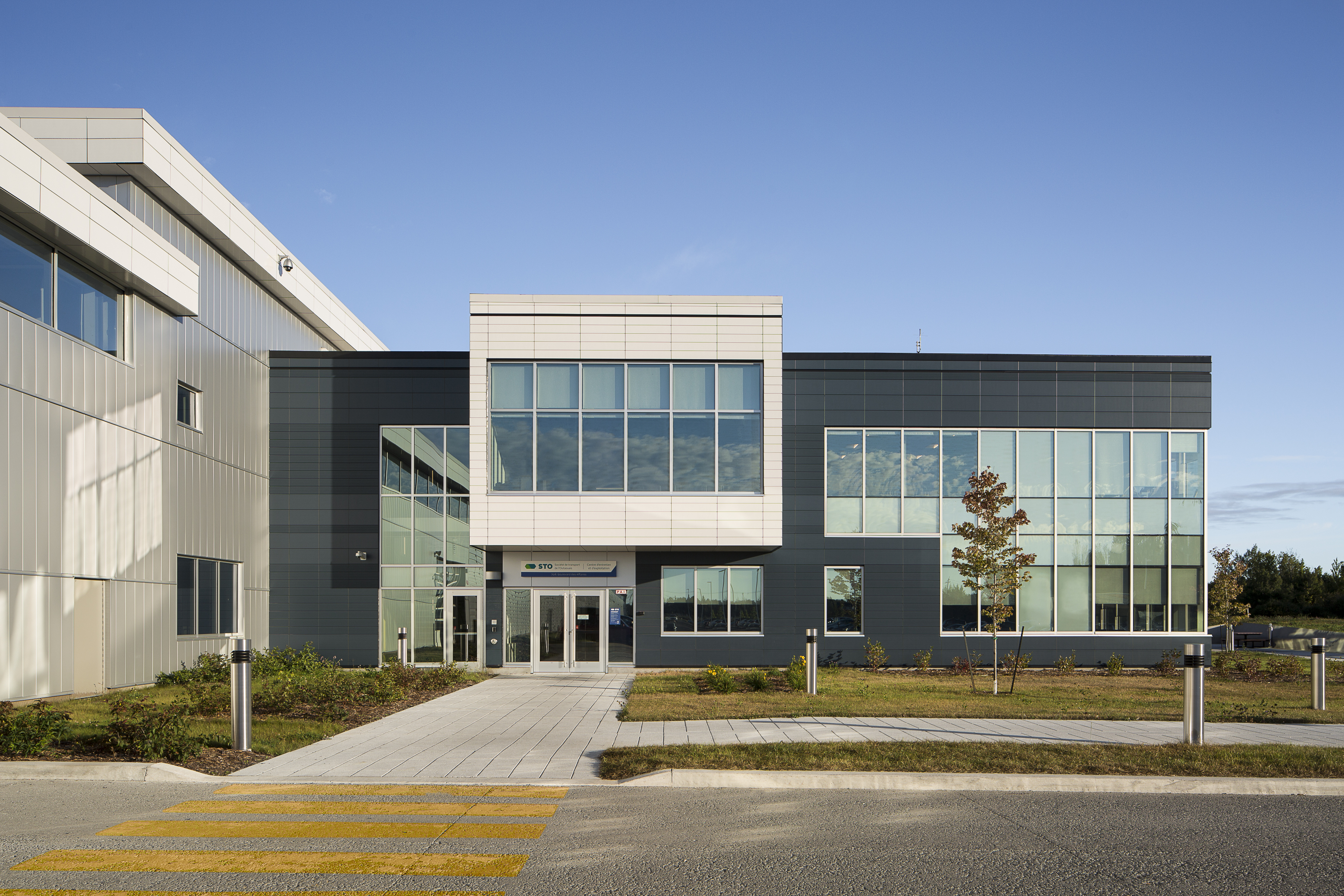 A non-combustible building cladding | Céragrès